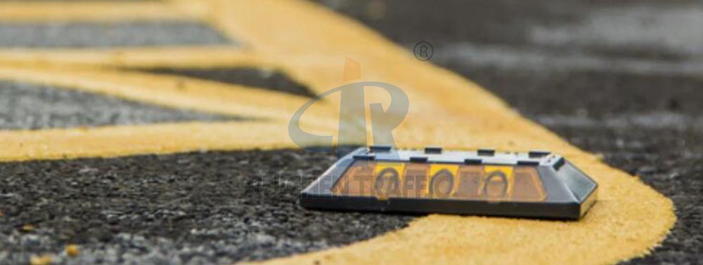 Reflective Studs: Nighttime Safety Guardians on Peru's Highways