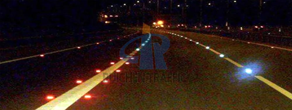 Reflective Road Studs: A safe light for night driving on UAE highways